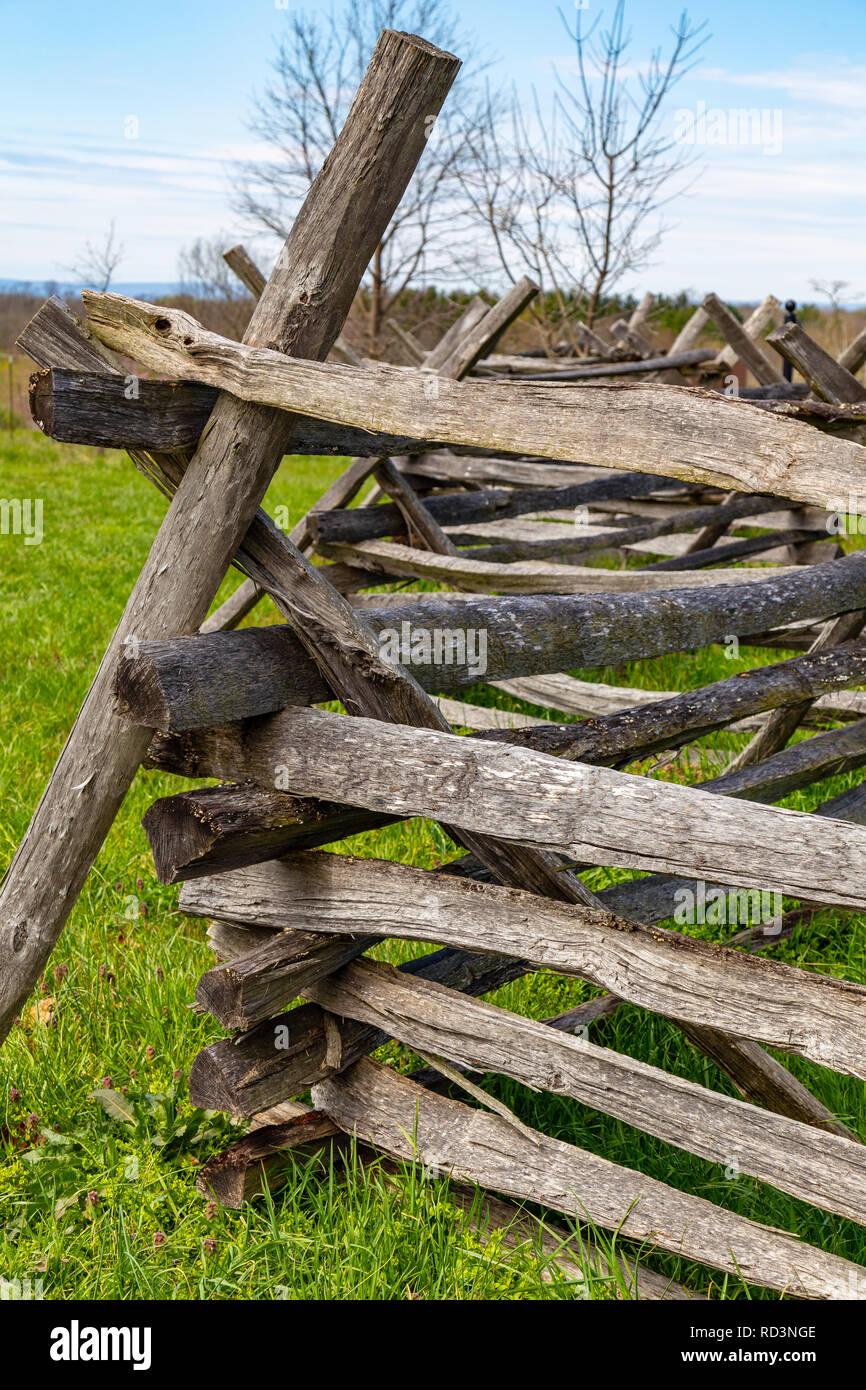 Antietam civil war fence hi-res stock photography and images - Alamy