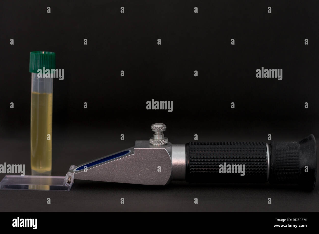 Refractometer hi-res stock photography and images - Alamy