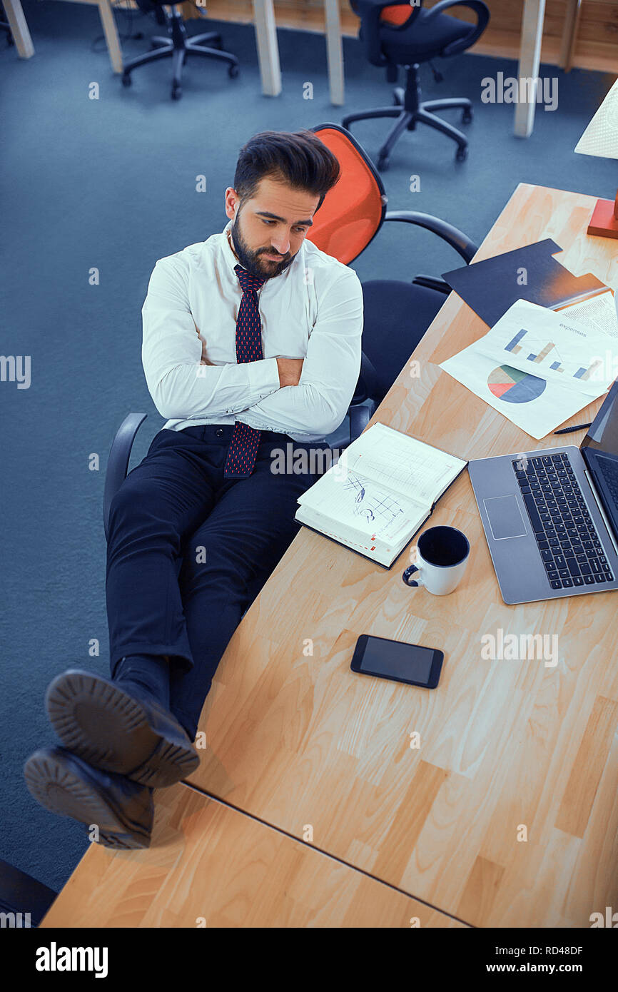Bored office worker hi-res stock photography and images - Alamy