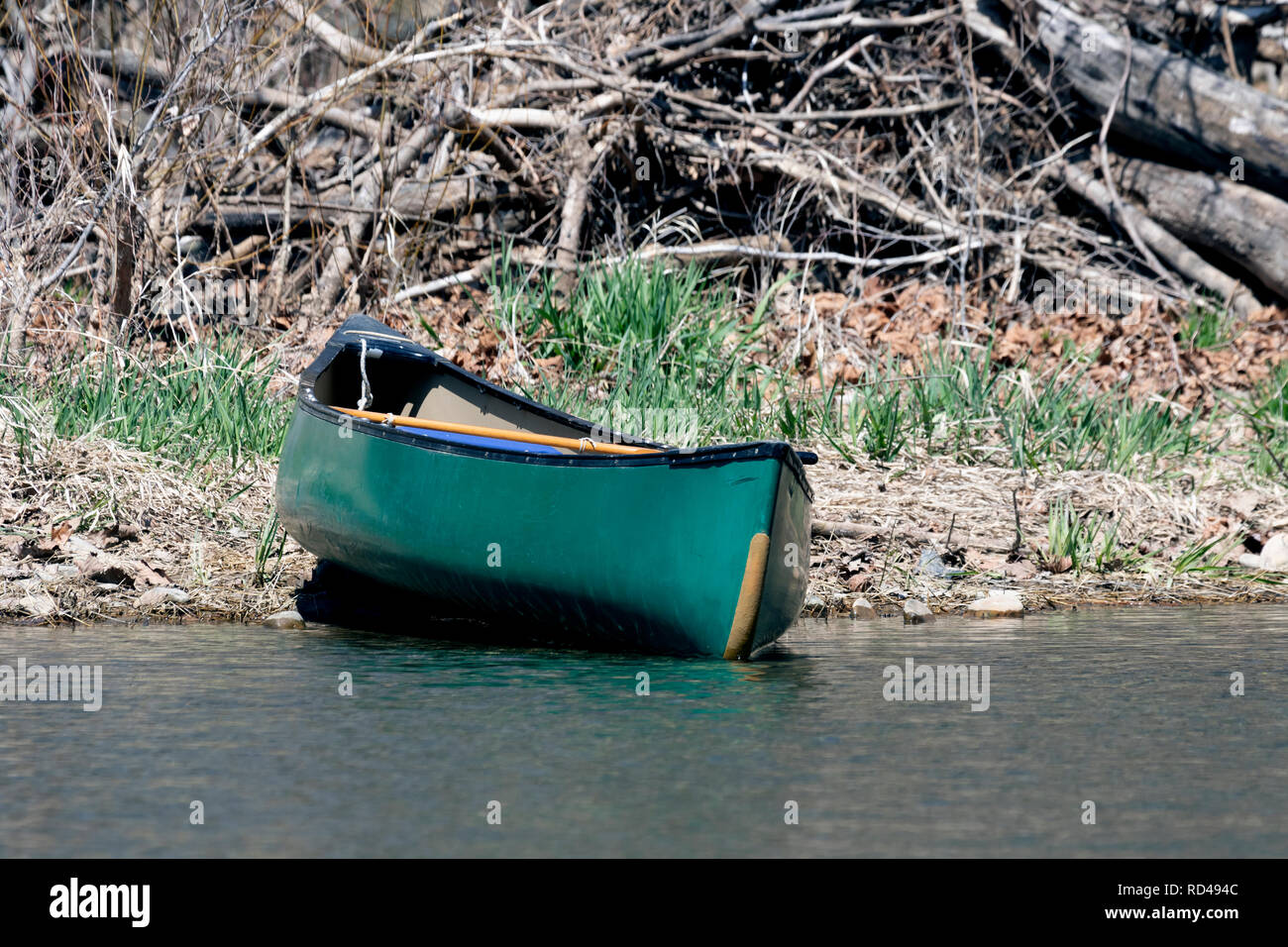 Canoe passenger hi-res stock photography and images - Alamy