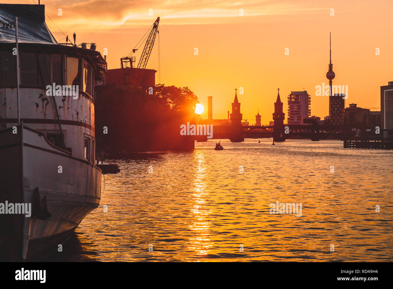 Panoramic view of Berlin skyline with famous TV tower and Oberbaum ...