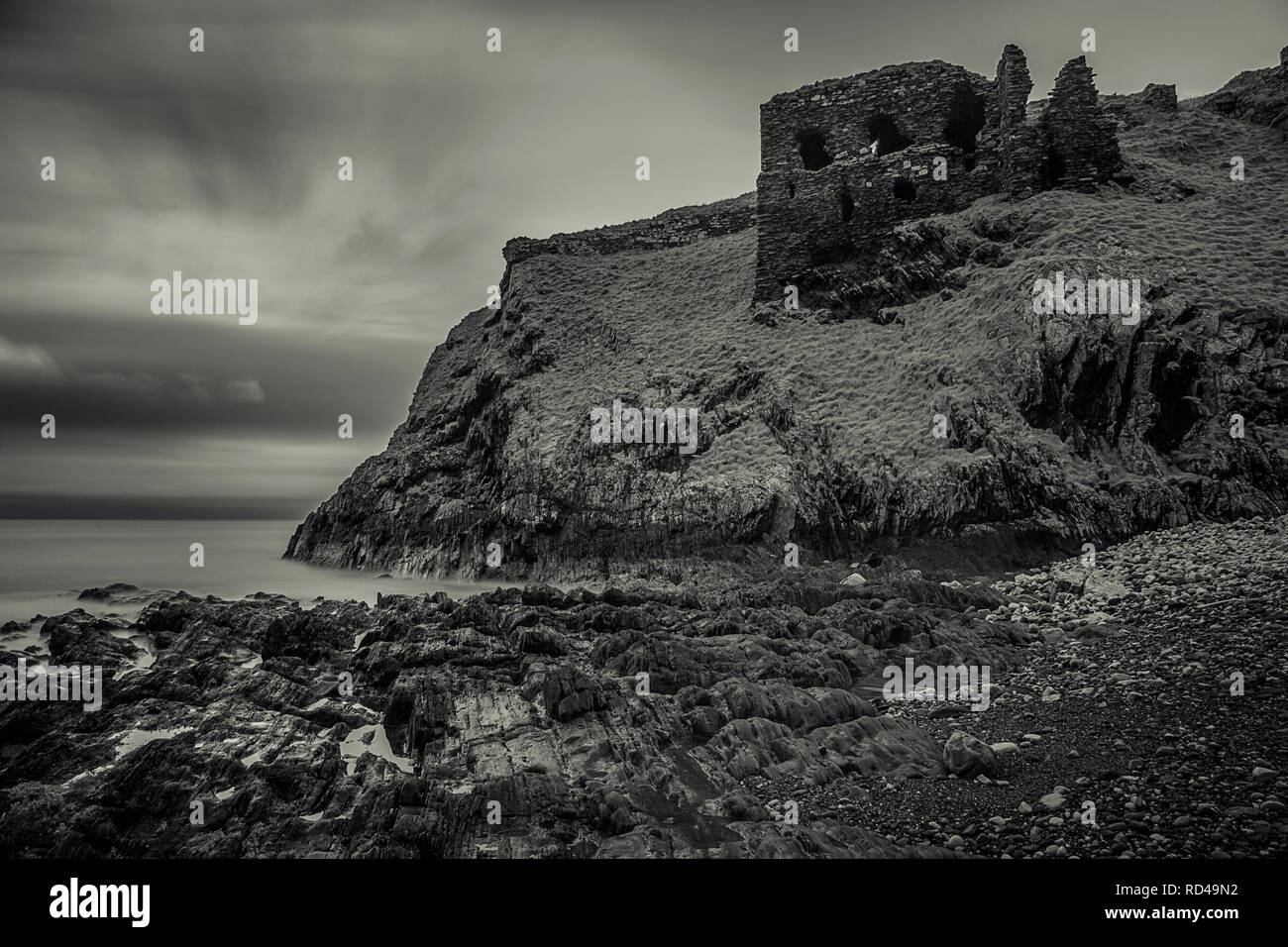 findlater castle scotland Stock Photo - Alamy
