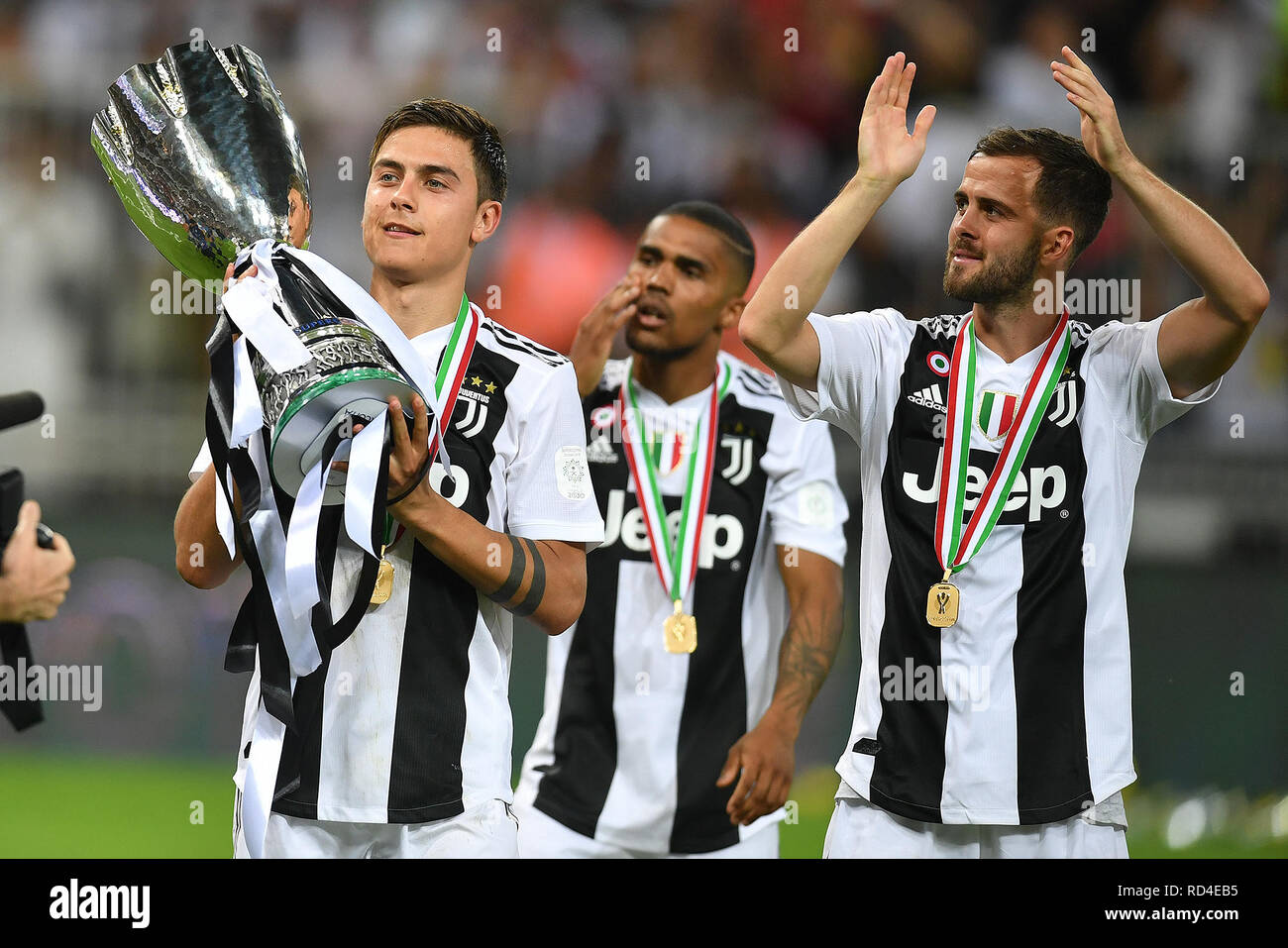 Dybala trophy hi-res stock photography and images - Alamy