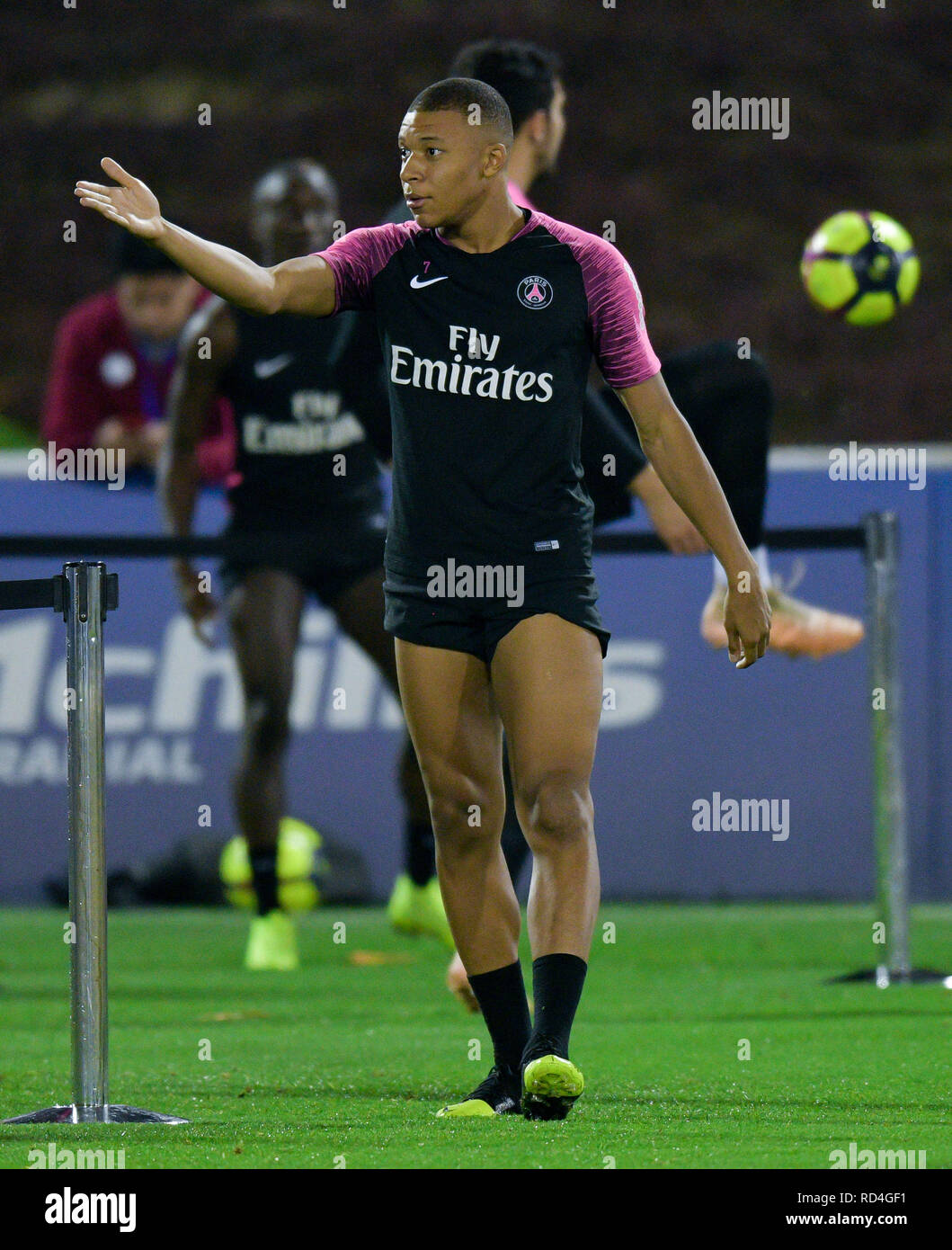 Paris saint germains french forward kylian mbappe hi-res stock ...