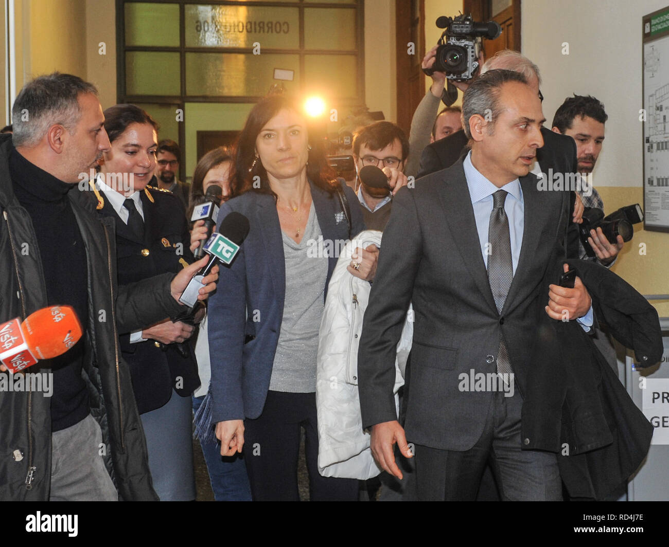Procura milano hi-res stock photography and images - Alamy