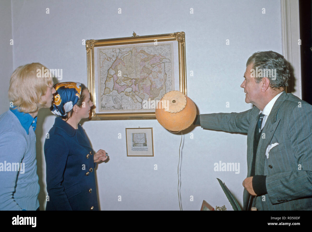 Tassilo Fürst von Fürstenberg empfängt Besuch in seinem Anwesen in ...