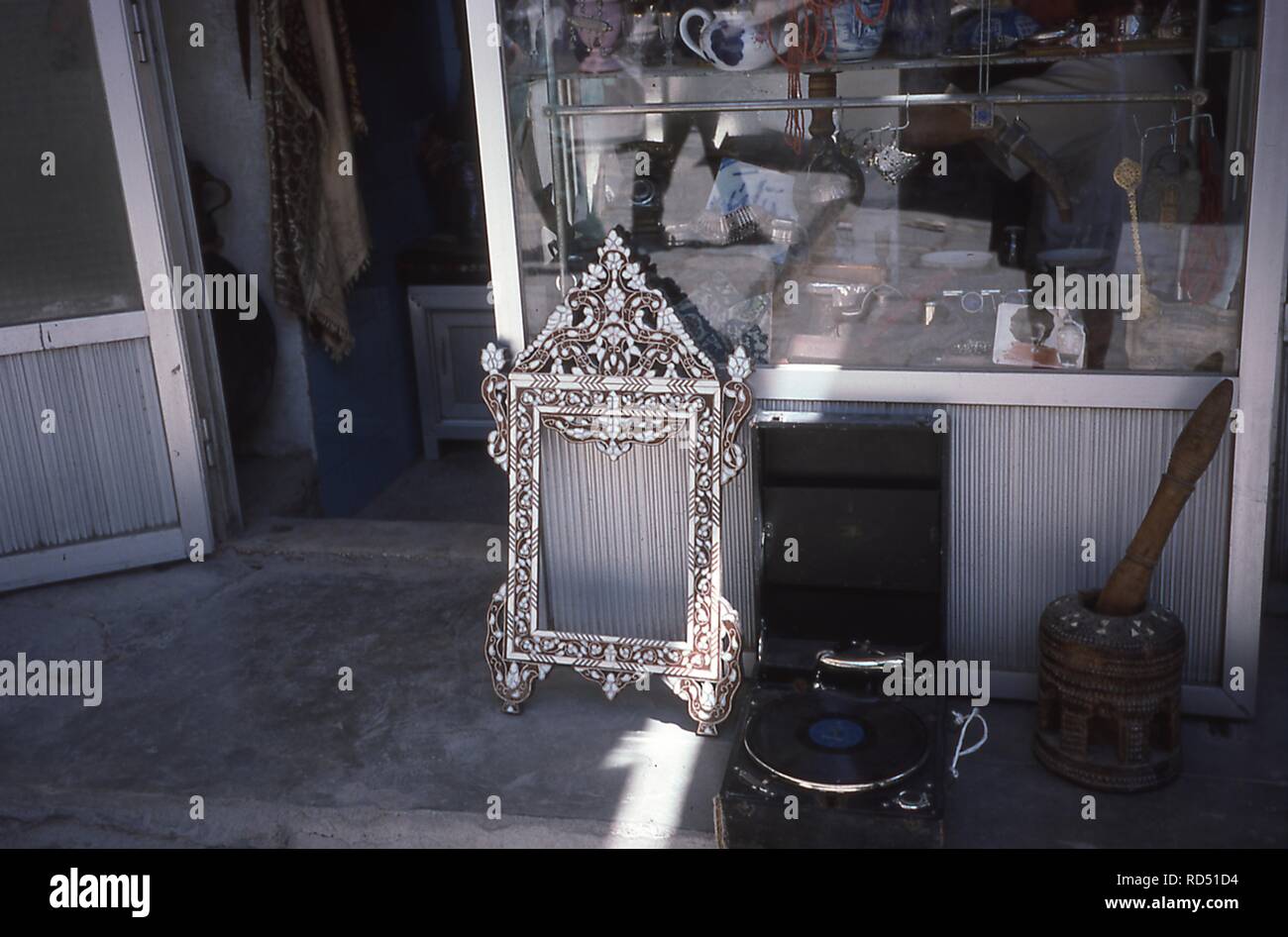 View of the gift shop located outside the Umayyad Mosque, in Damascus ...