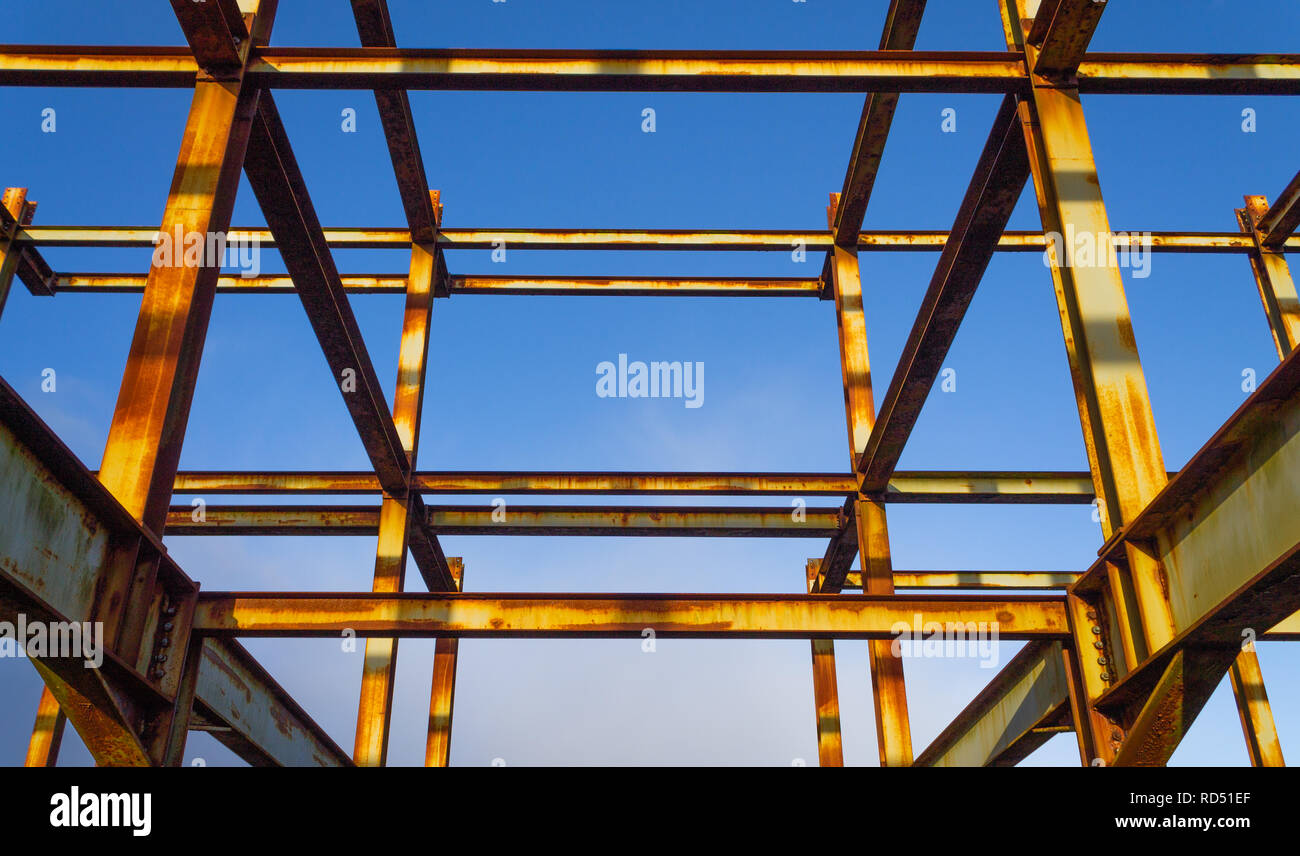 Symmetrical building hi-res stock photography and images - Alamy