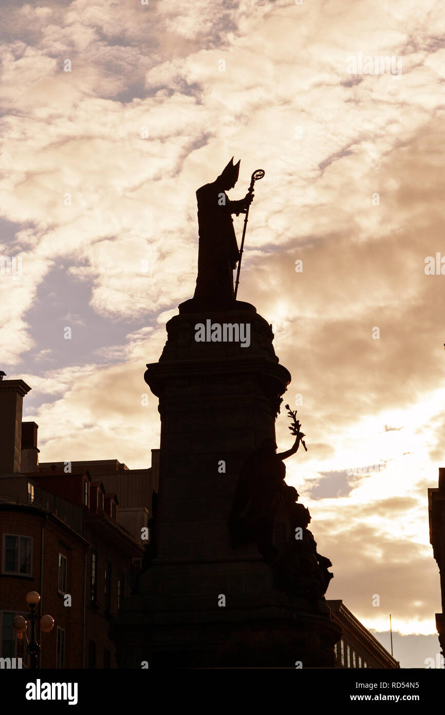 Statue francois de laval de hi-res stock photography and images - Alamy