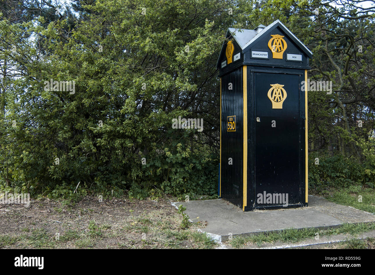 Old automobile association telephone box hi-res stock photography and ...