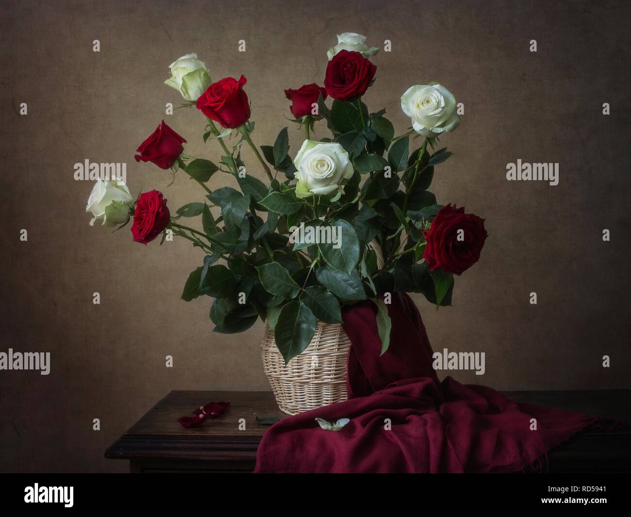 Still life with bouquet of garden roses Stock Photo - Alamy