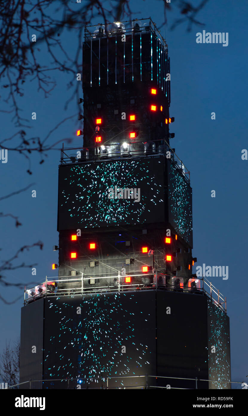 Concert led screens hi-res stock photography and images - Alamy