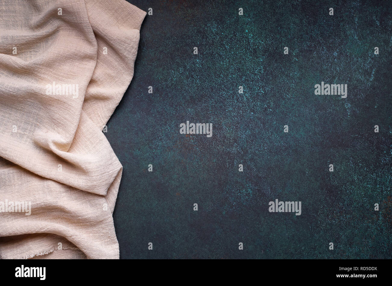 Dark light background hi-res stock photography and images - Alamy