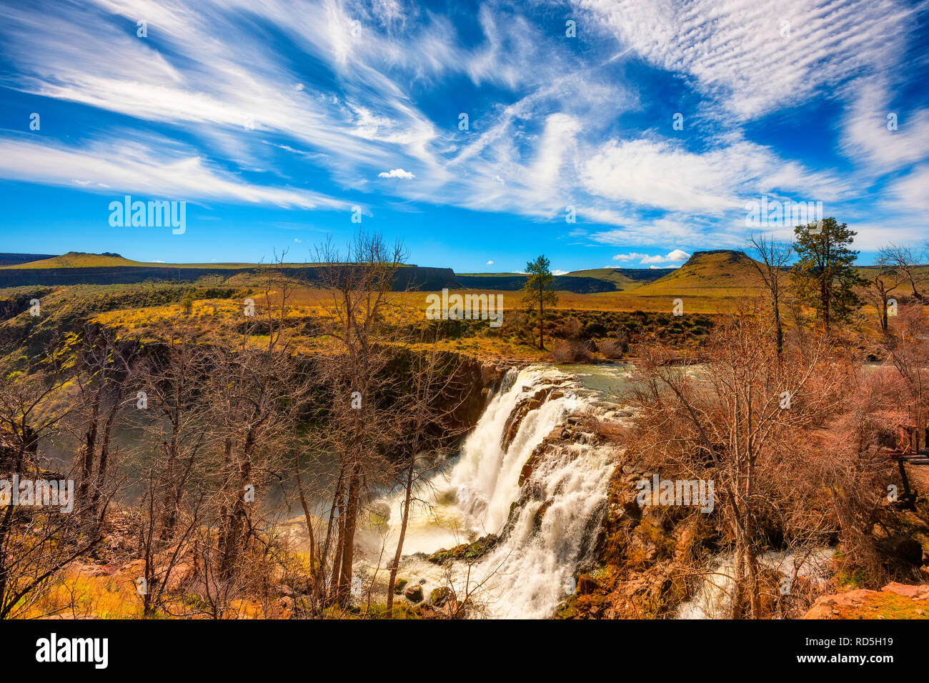 White River waterfall in the open high desert of eastern Oregon Stock ...