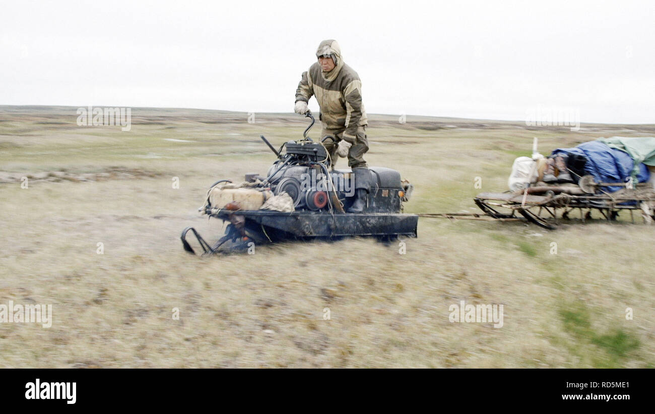 GENESIS 2.0, Mammoth tusk hunters, 2018. © Kimstim Films / courtesy ...