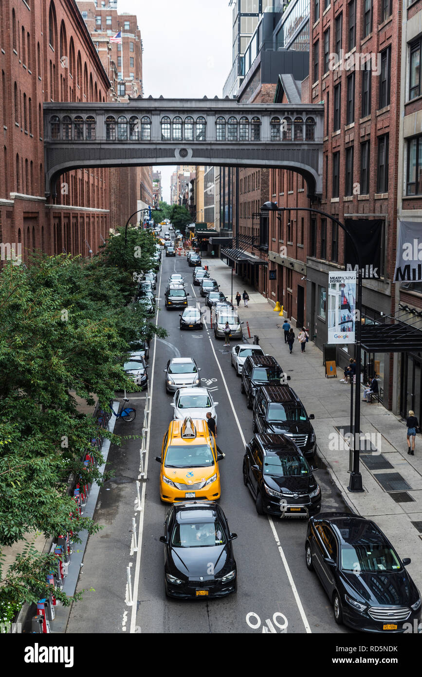 Elevated corridor hi-res stock photography and images - Alamy