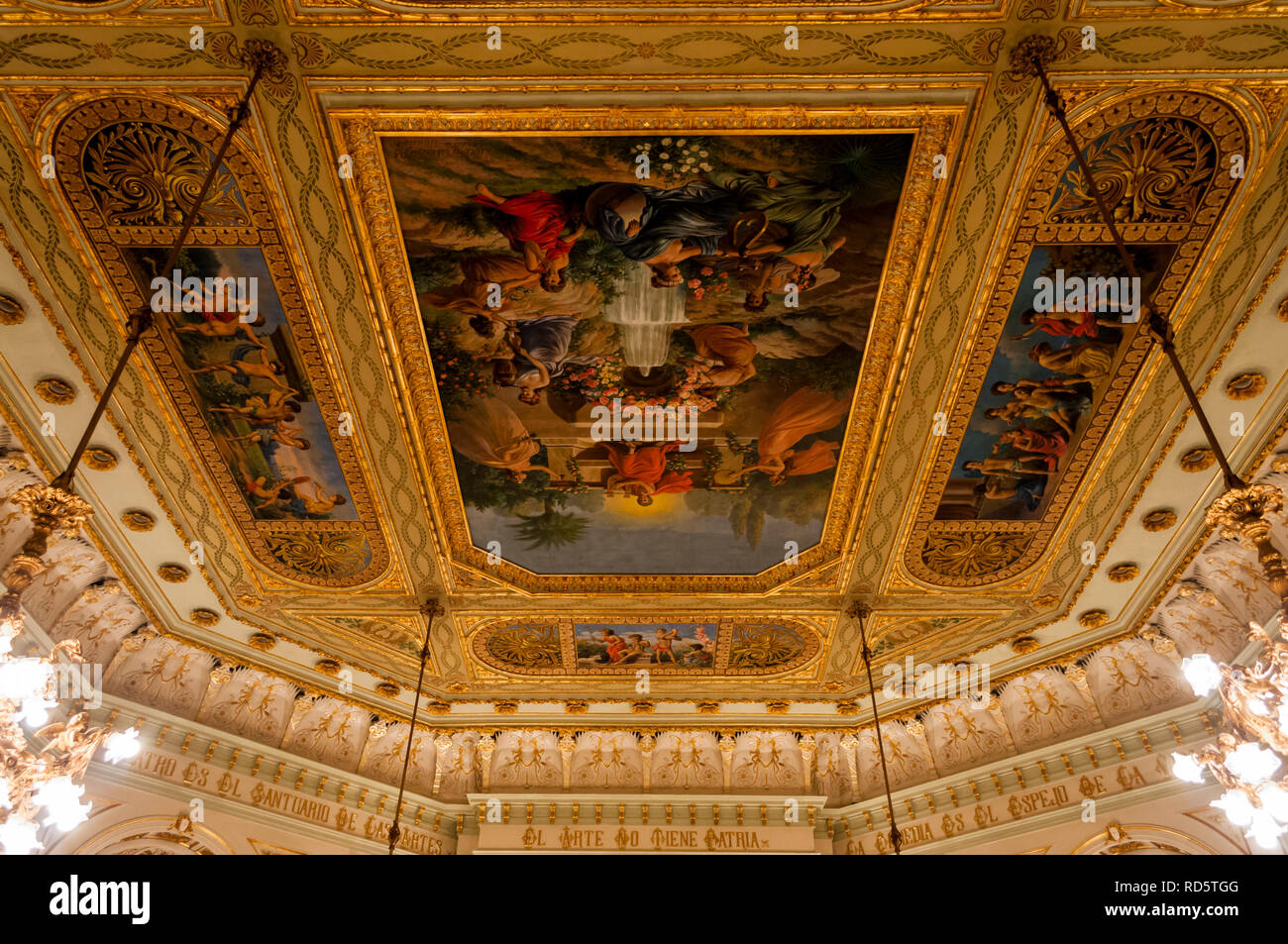 Conceptos de arquitectura High Resolution Stock Photography and Images ...