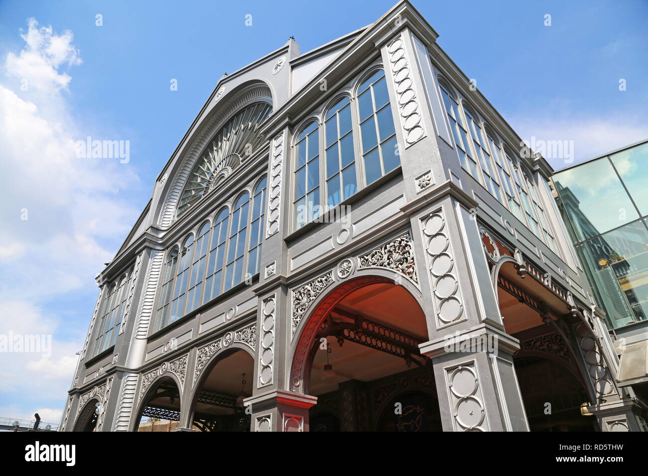 borough market building Stock Photo - Alamy