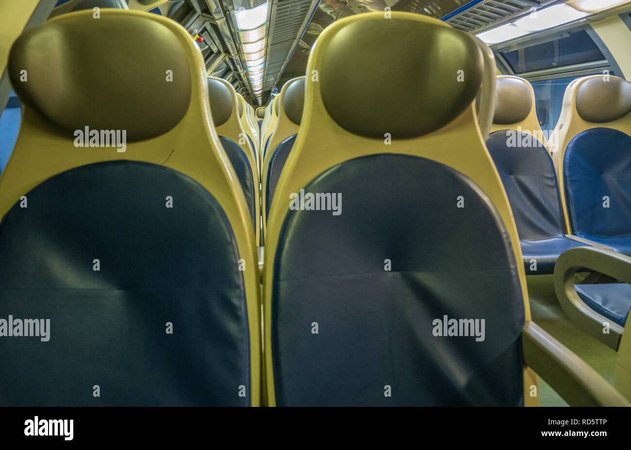 train seat couple no people inside Stock Photo - Alamy