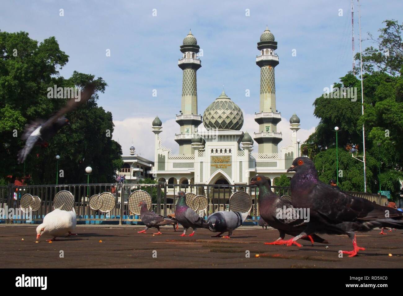 Alun alun hi-res stock photography and images - Alamy