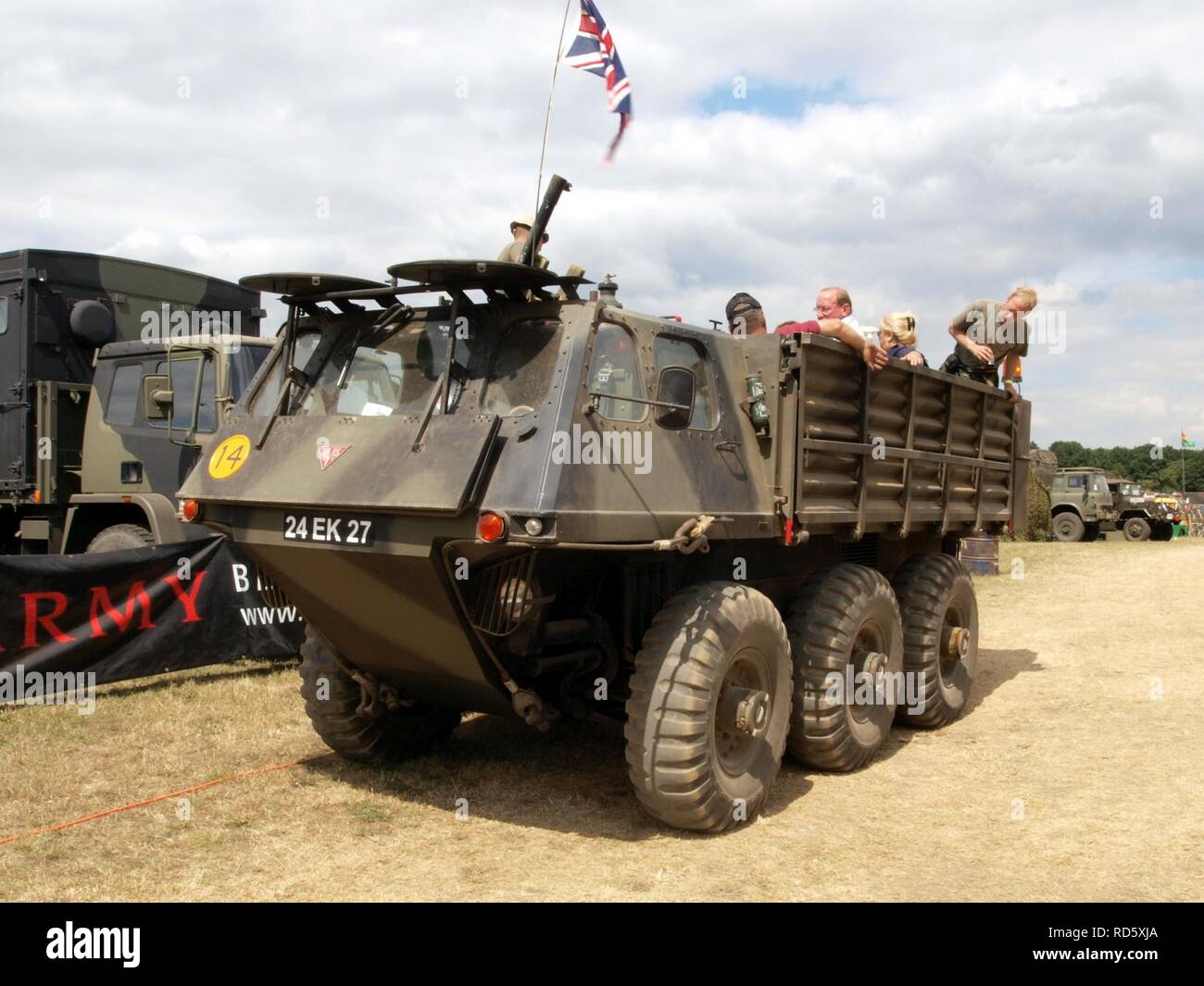Alvis Stalwart (FV622) pic1 Stock Photo - Alamy