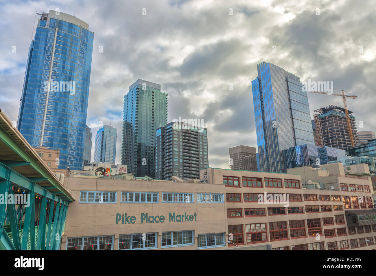 Seattle winter hi-res stock photography and images - Alamy