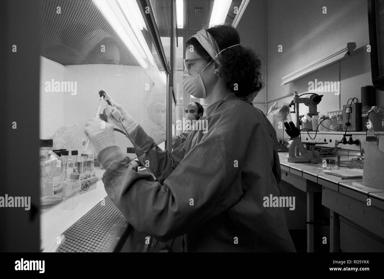 1980s scientists hi-res stock photography and images - Alamy