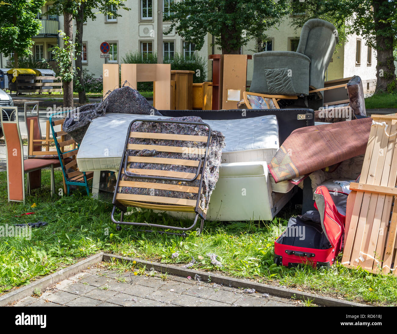 Apartment resolution, bulky waste Stock Photo - Alamy
