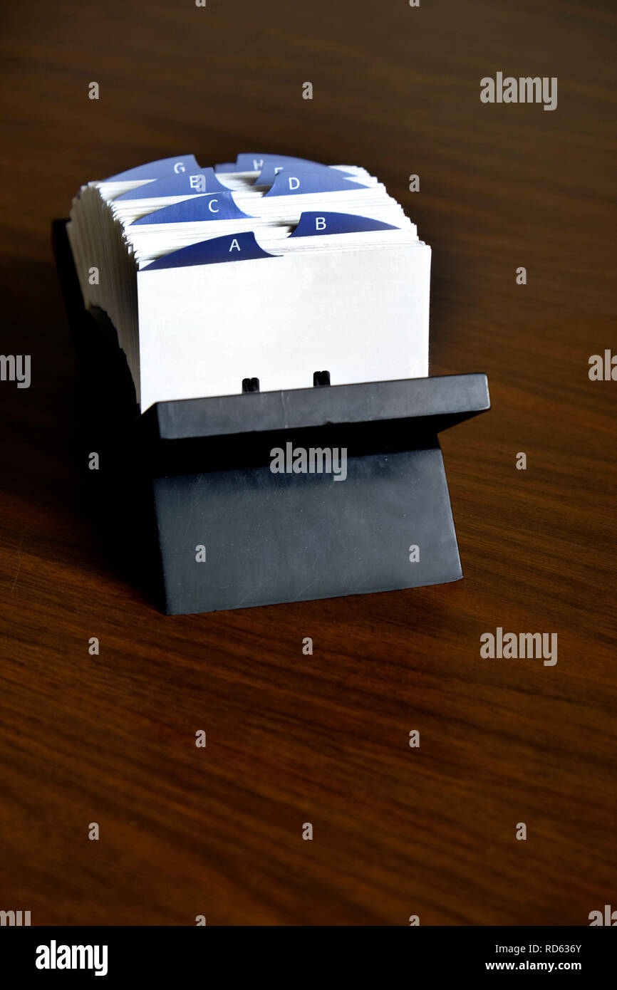 Index cards for buisness contacts and communication contact people ...