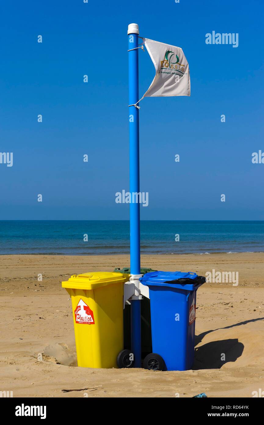 Italian beach waste separation hi-res stock photography and images - Alamy