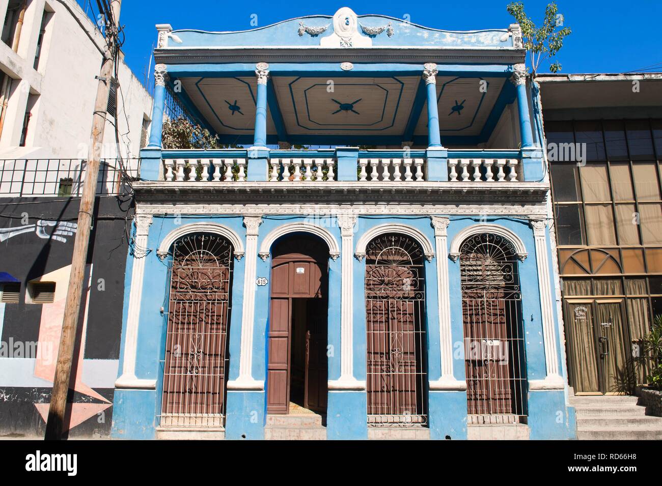Ornate cuban architecture hi-res stock photography and images - Alamy