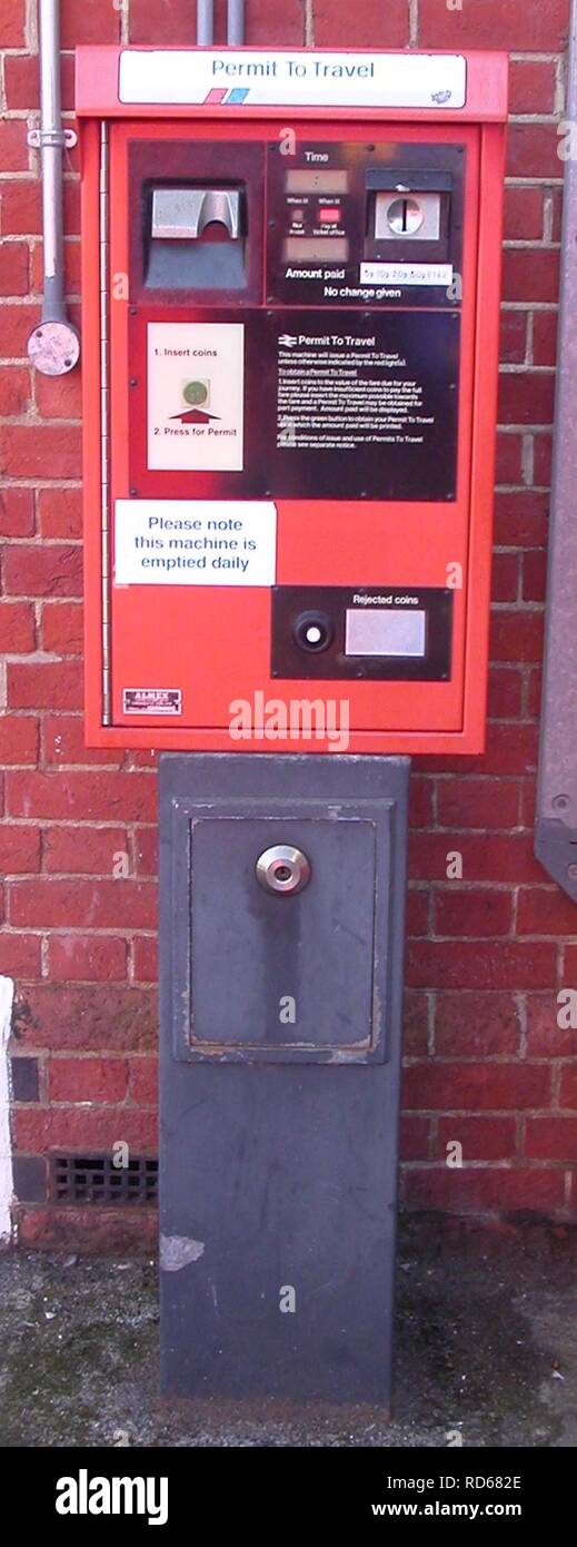 Almex AS-88 PERTIS (Permit to Travel) Machine at Wareham Station (2006 ...