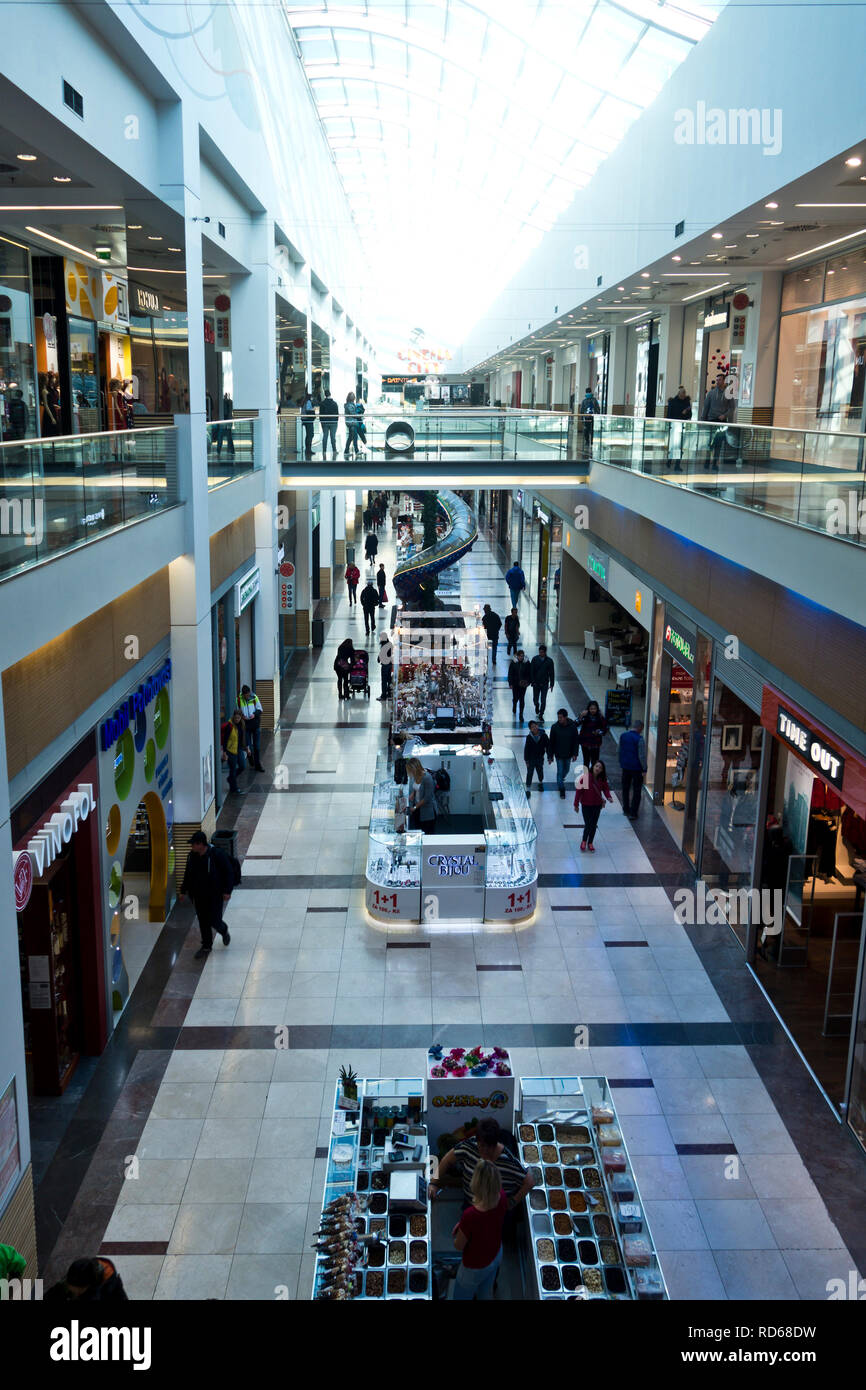 Centre commercial centre hi-res stock photography and images - Alamy
