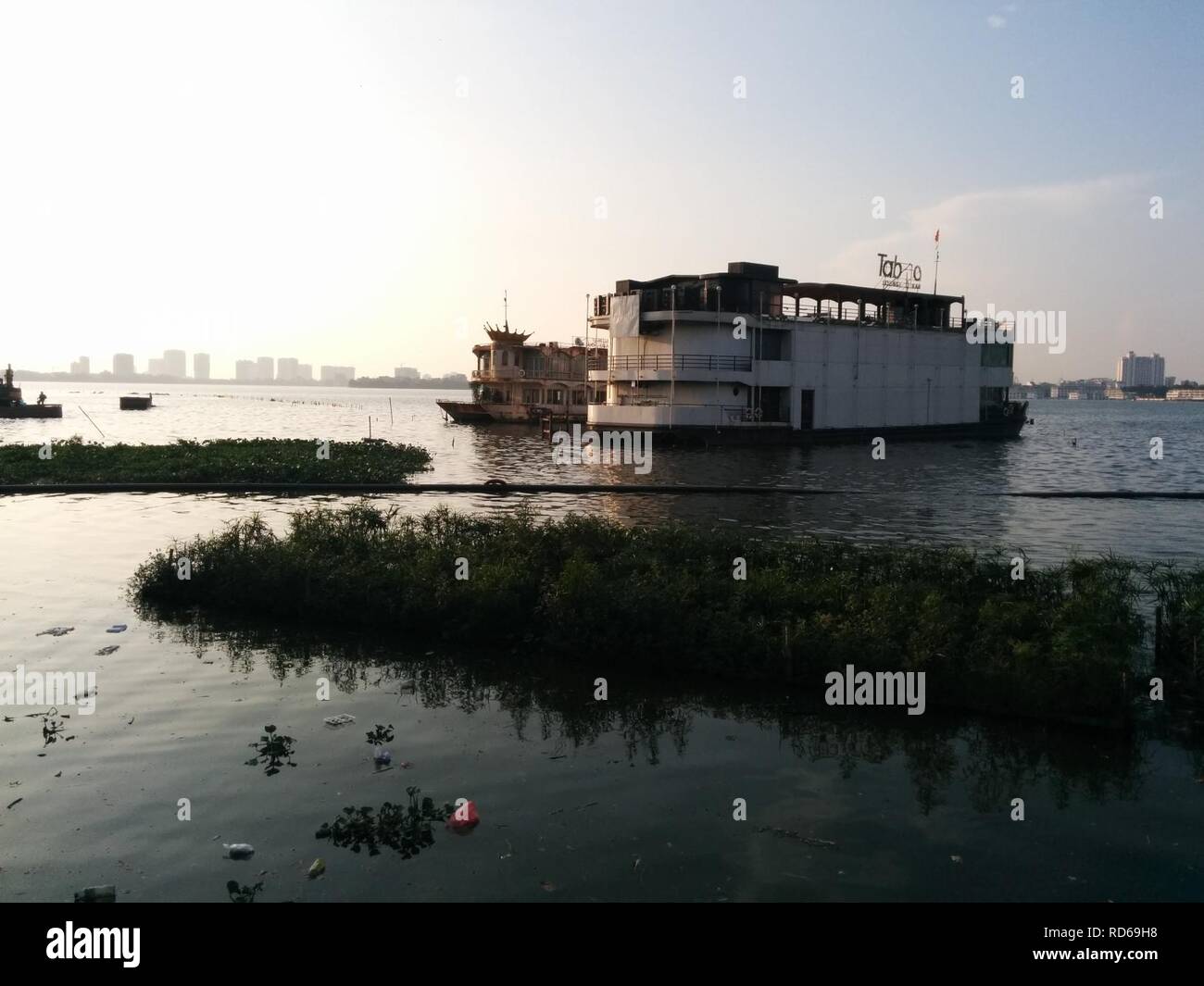 Along the circular West Lake road 02 - Unused boats Stock Photo - Alamy