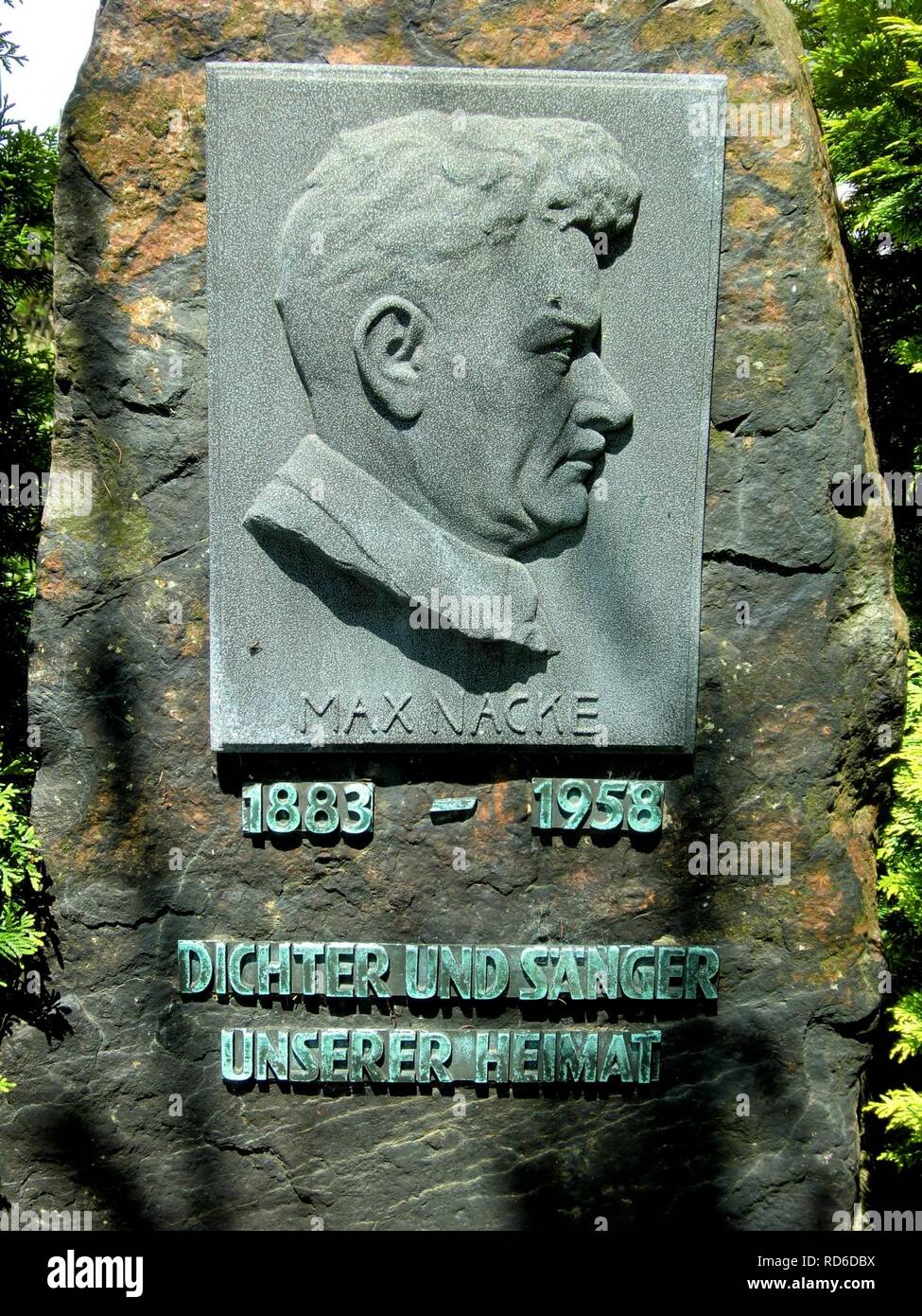 Nacke hi-res stock photography and images - Alamy