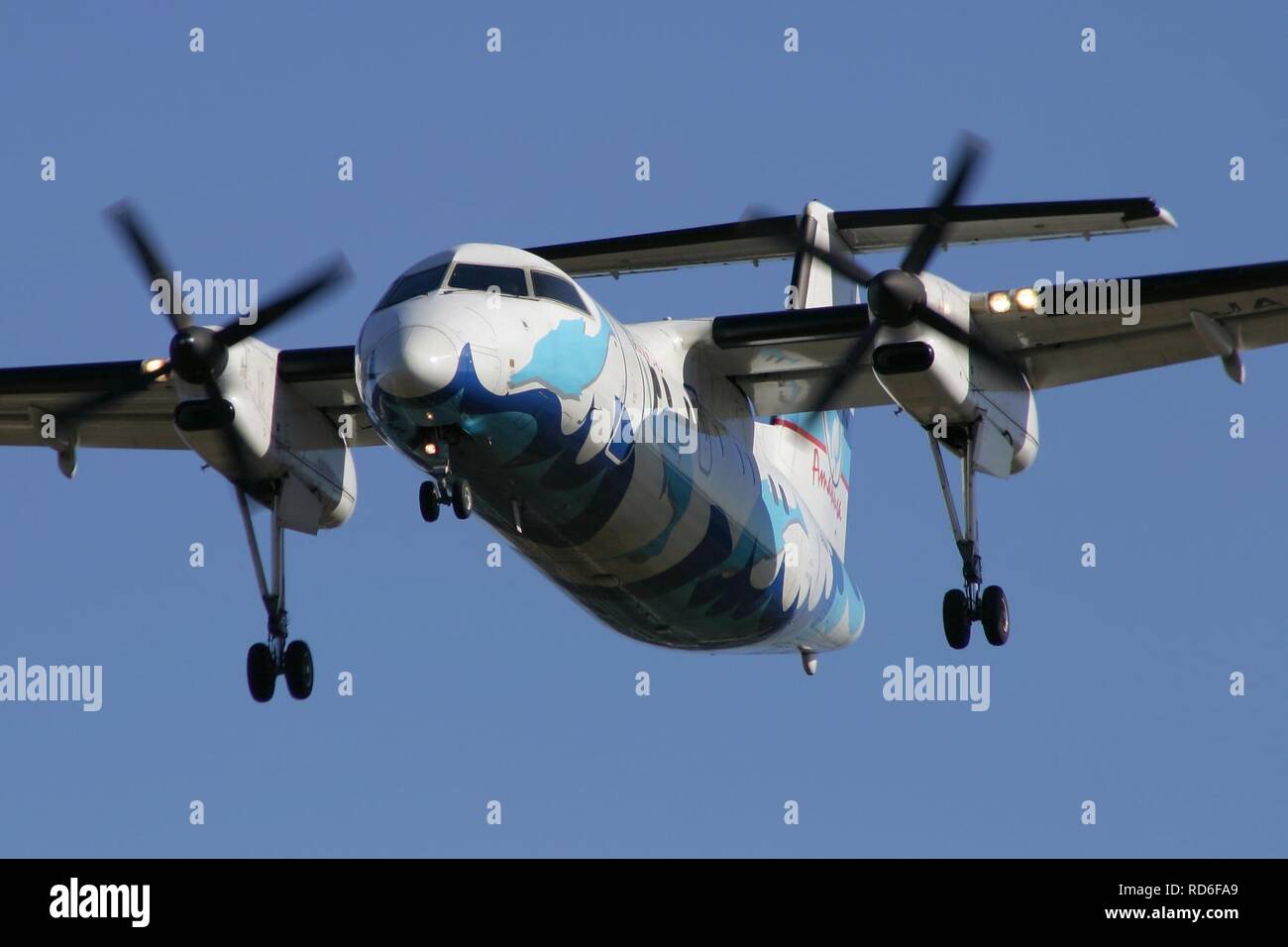 Dhc 8 100 hi-res stock photography and images - Alamy