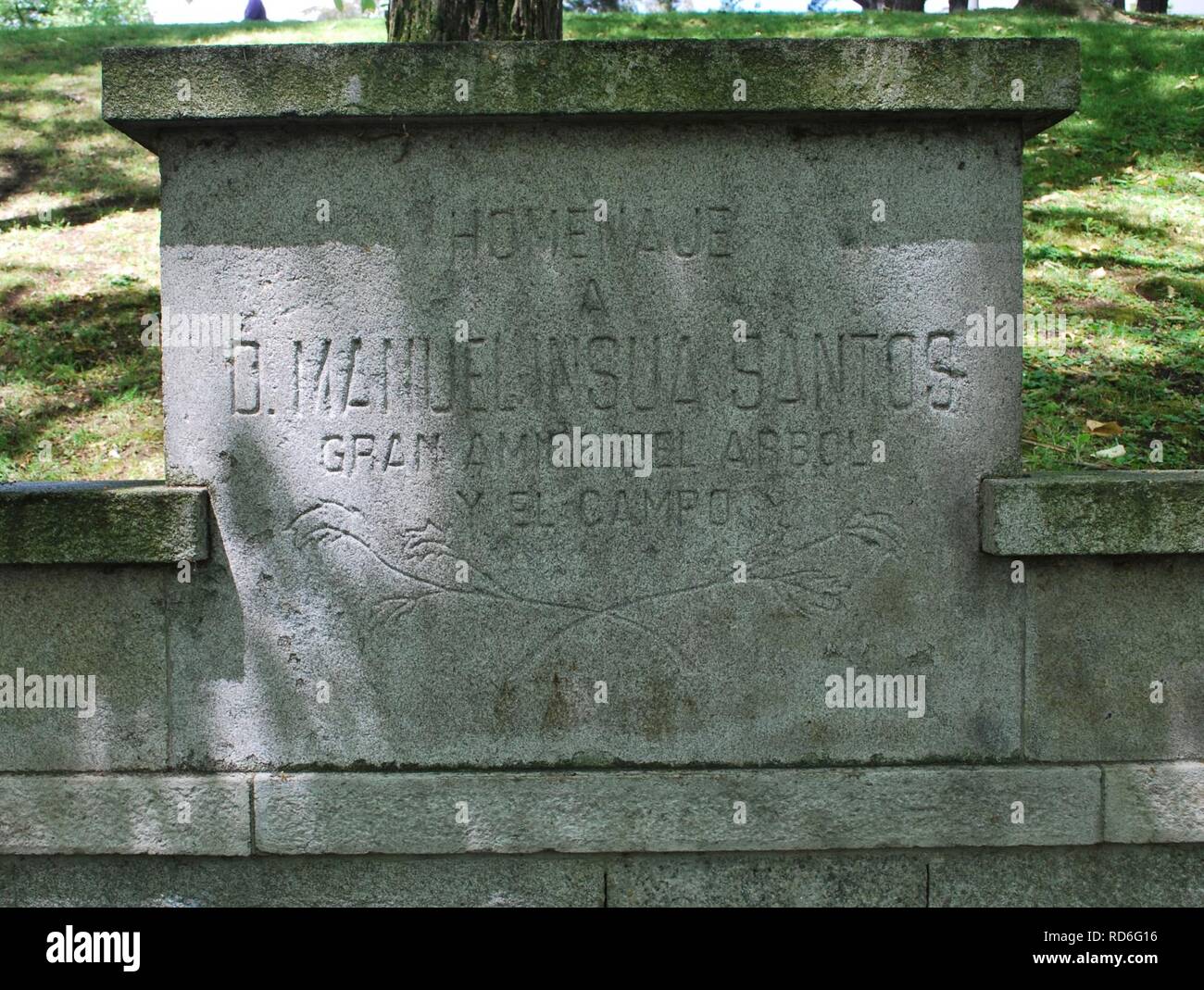 Amantes del Campo placa Manuel Insua Santos A Coruña Stock Photo - Alamy