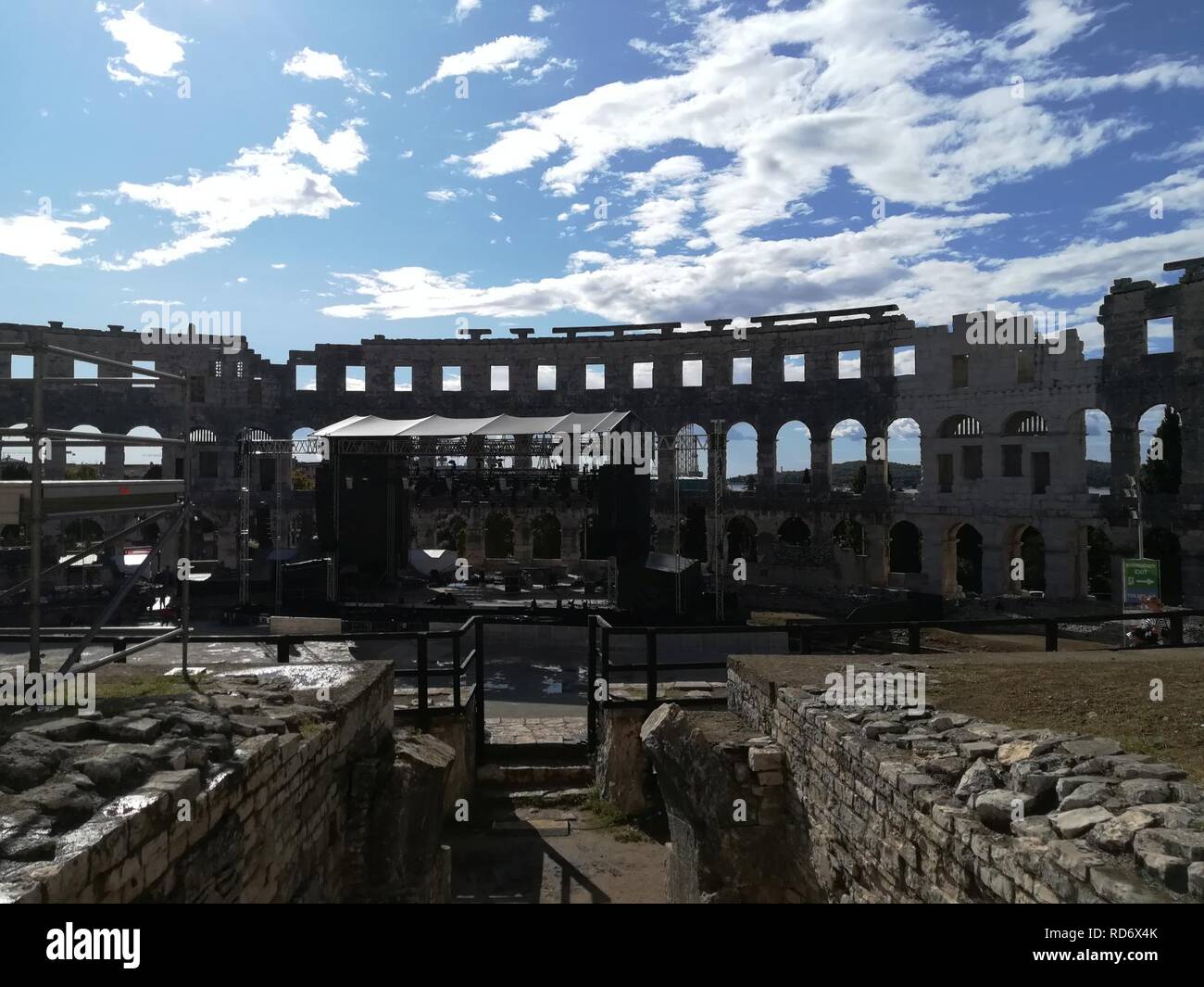 Amphitheatre (Pula), interior 66 Stock Photo - Alamy