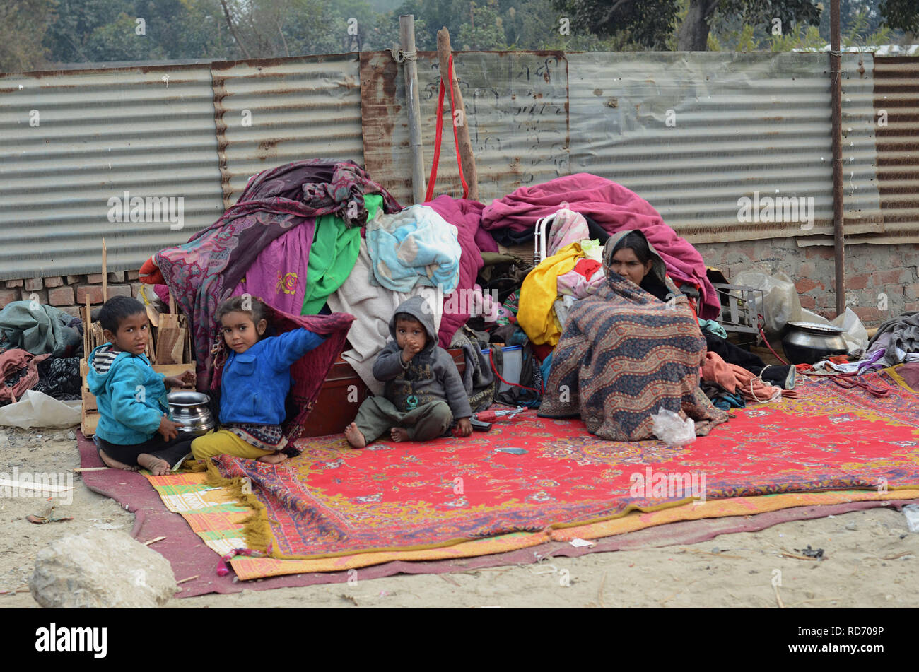 Lahore, Pakistan. 16th Jan, 2019. Pakistani government on one side ...
