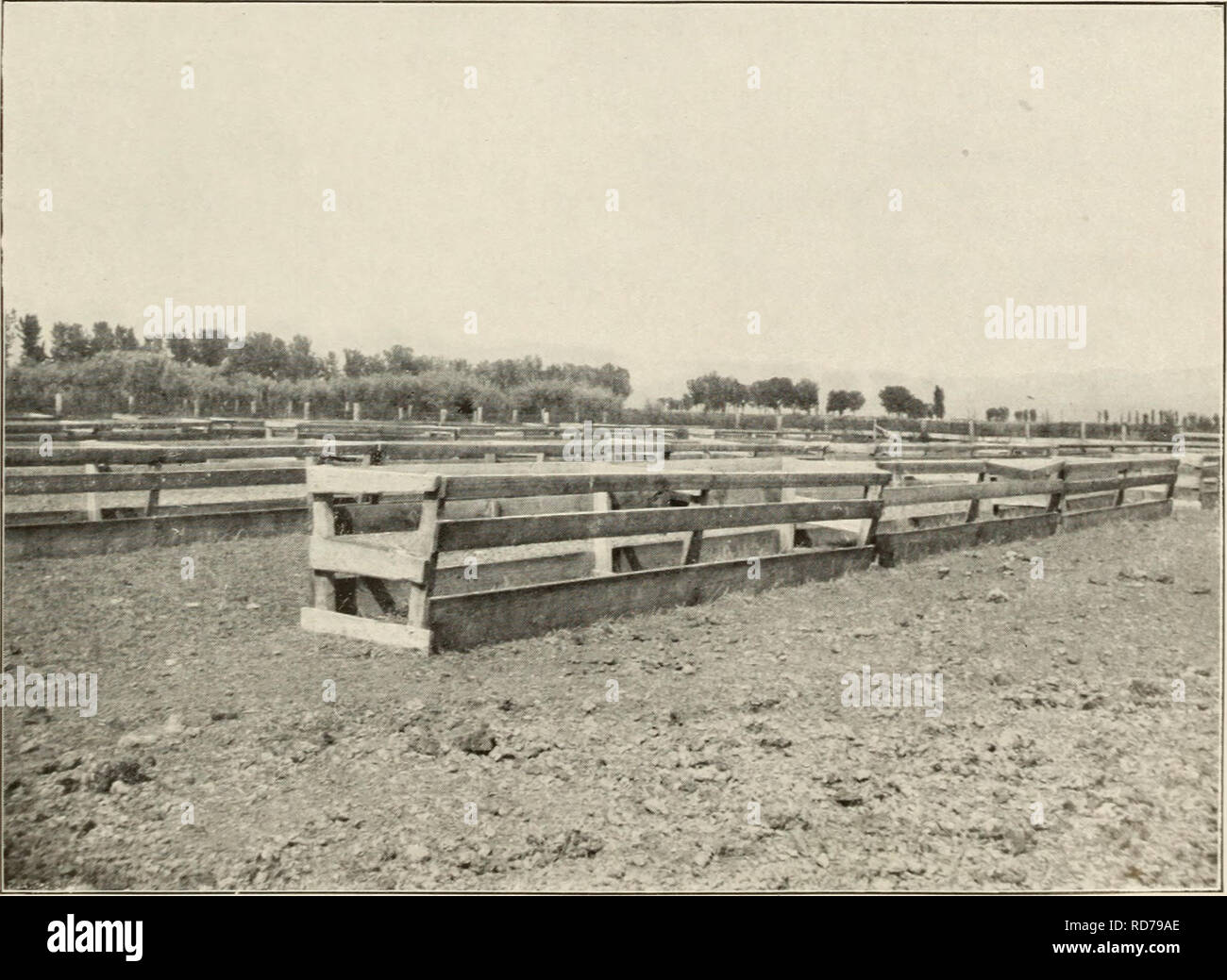 Box govt hi-res stock photography and images - Alamy