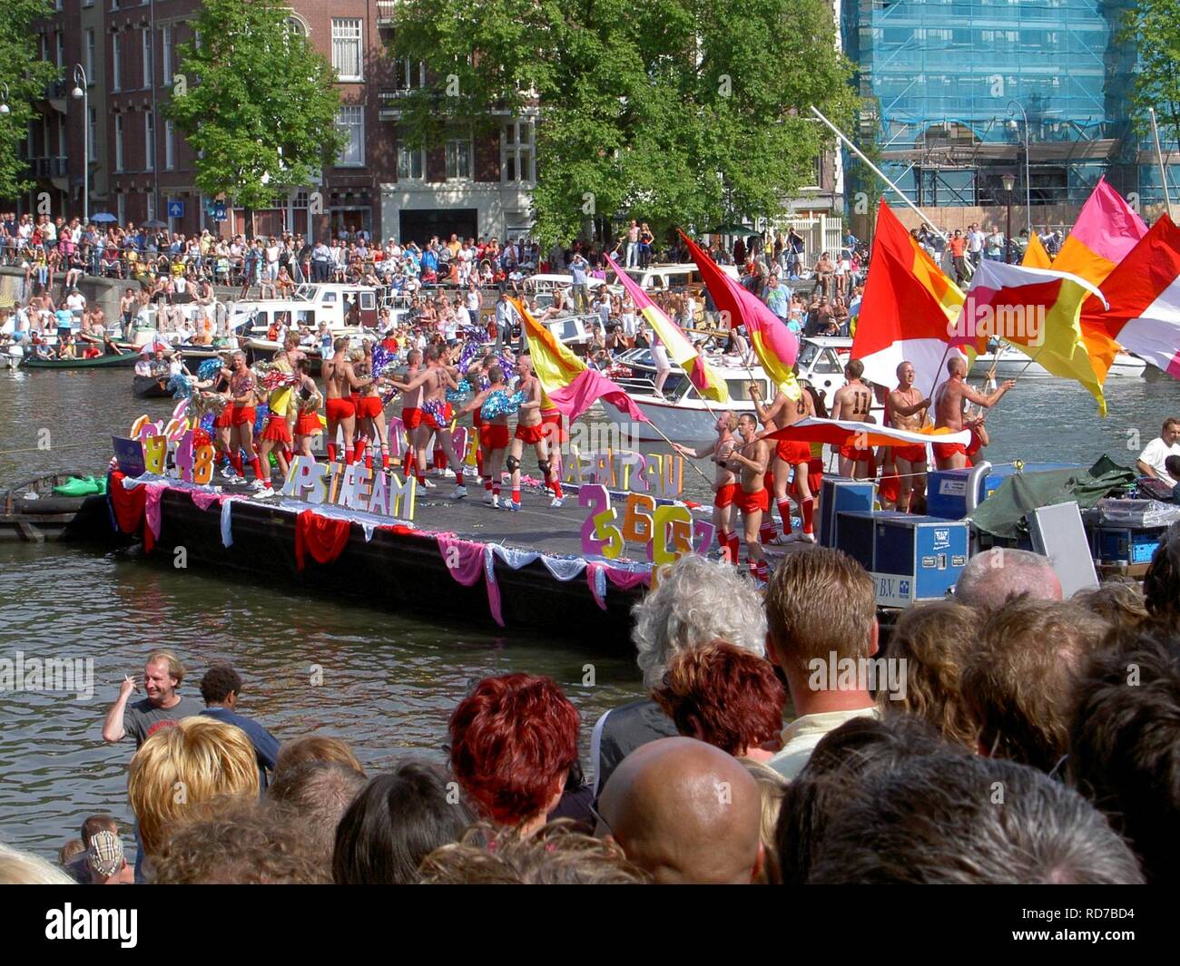 Amsterdam Gay Pride 2004, Canal parade -008 Stock Photo - Alamy