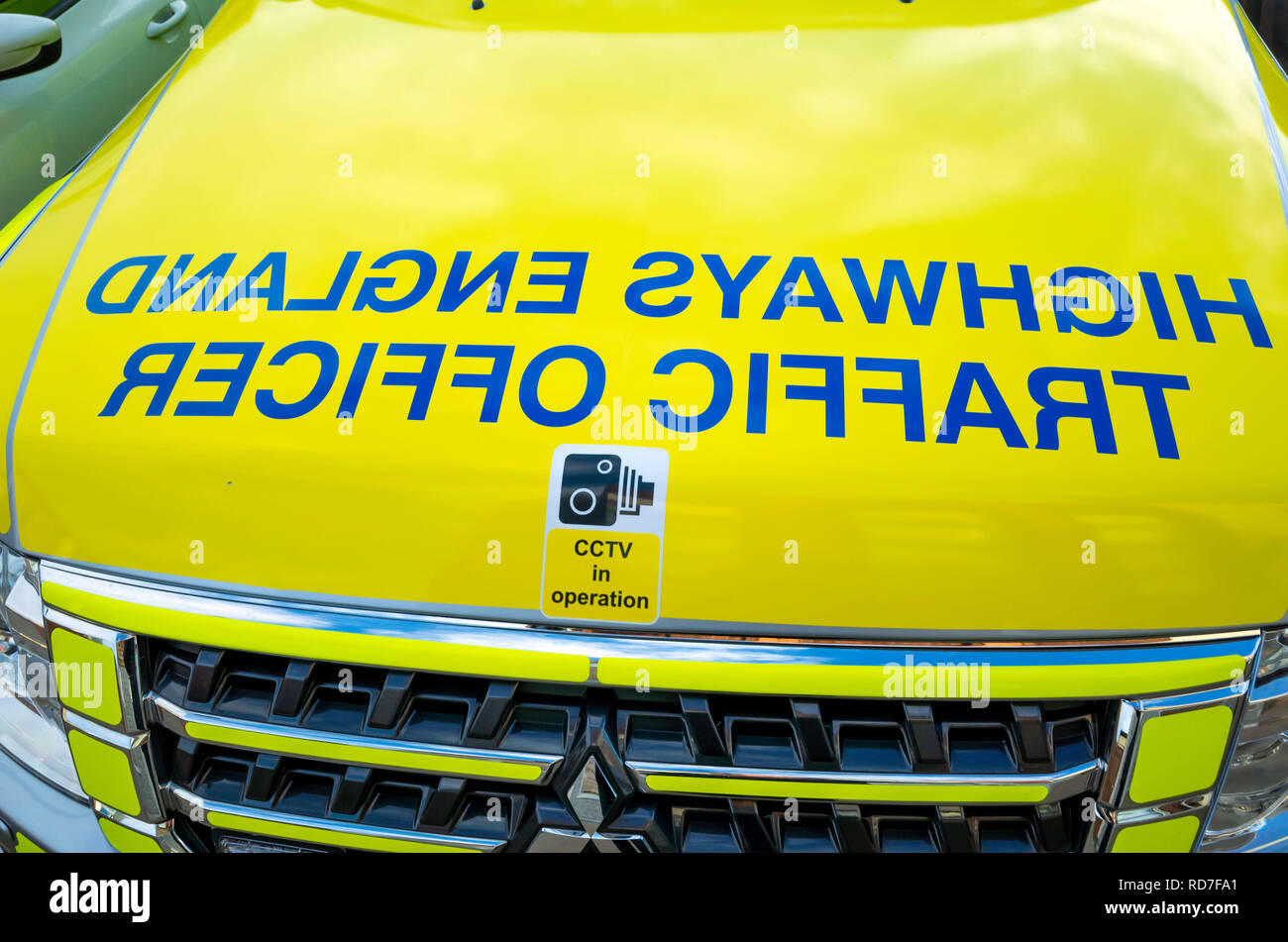 Mitsubishi highways agency vehicles hi-res stock photography and images ...