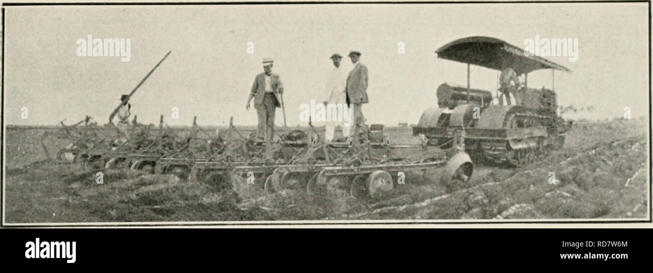 Tracklayer hi-res stock photography and images - Alamy