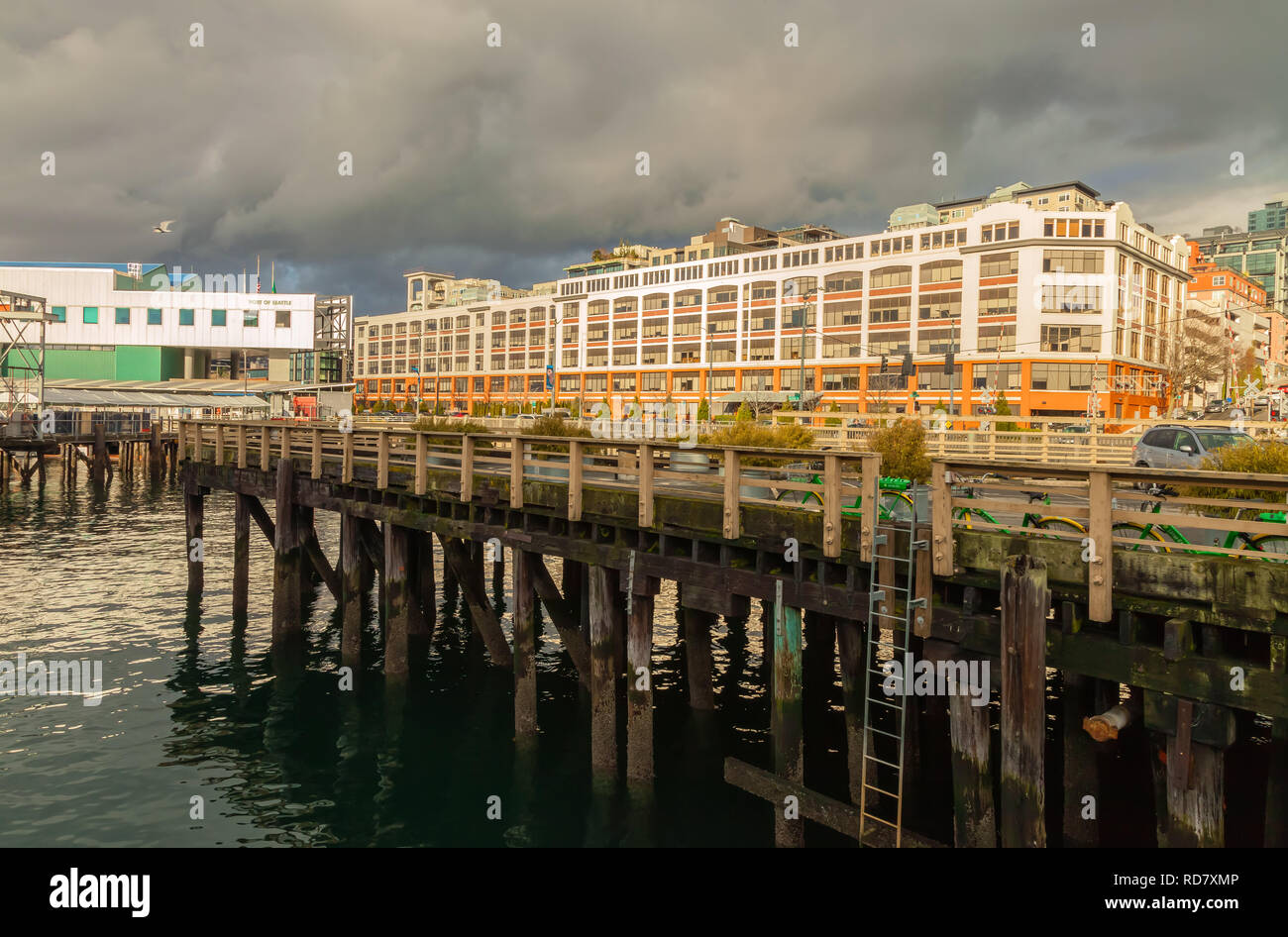 Port of Seattle and waterfront structures during winter rainstorm ...