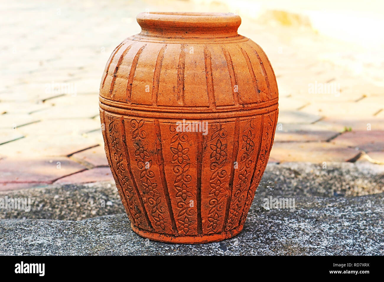 Traditional Clay Pot Stock Photo - Alamy