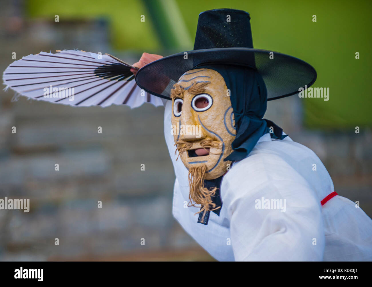 Actor performing the traditinal Korean Maskdance at Andong South Korea ...