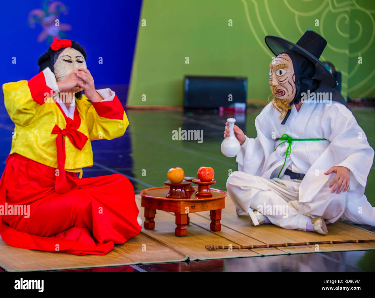 Actors performing the traditinal Korean Maskdance at Andong South Korea ...