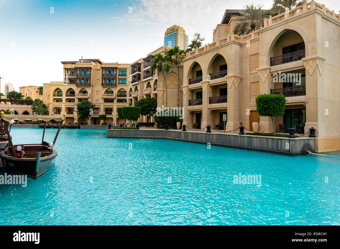 Dubai abra boat hi-res stock photography and images - Alamy