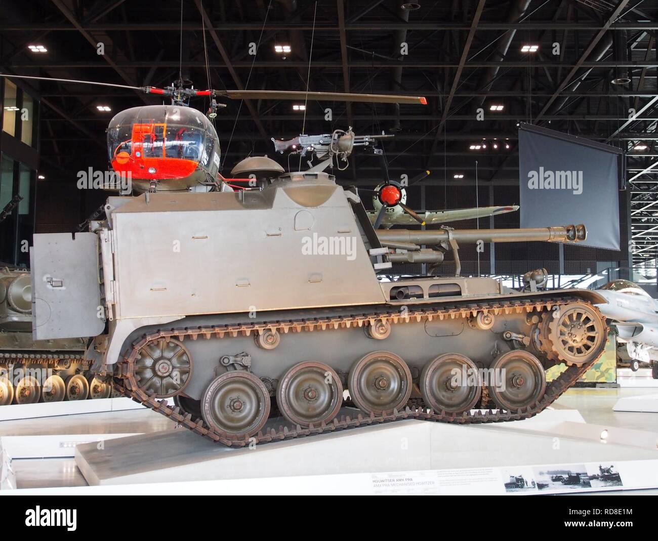 AMX PRA 105mm howitzer Stock Photo - Alamy