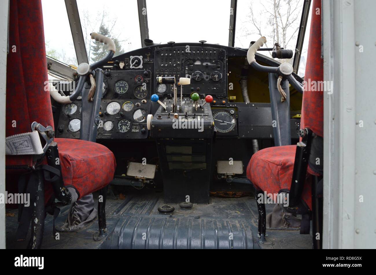 An-2 cockpit Antonov Stock Photo - Alamy